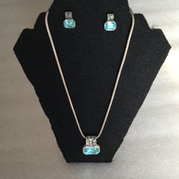 Jewelry | Vintage Rhinestone Necklace Earring Set | Poshmark